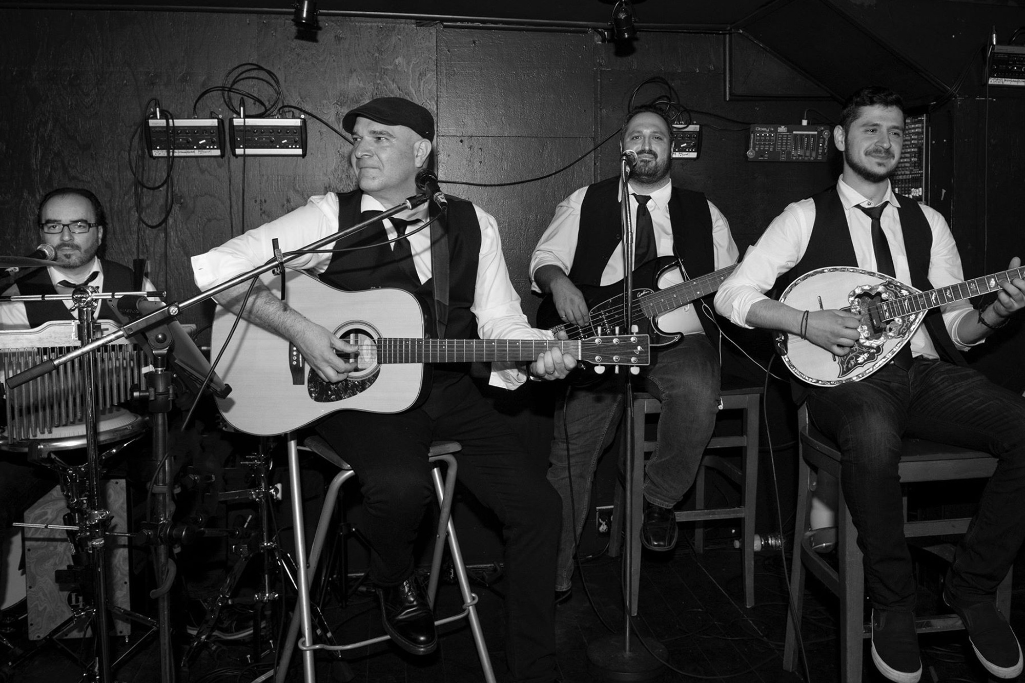 Mythos Ouzeri Estiatorio | Montreal, QC | (514) 270-0235