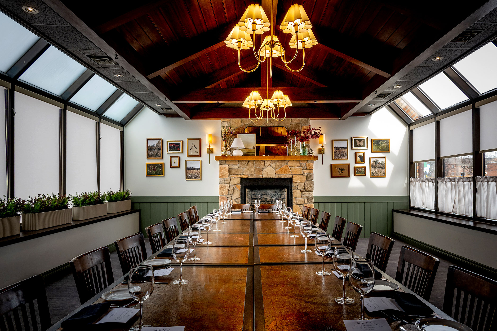 Brock House Kitchen & Bar | Restaurant in Whitby, Durham Region
